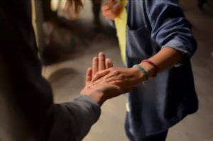 De lepeltheorie: Hoe voelt het om een chronische aandoening te hebben?